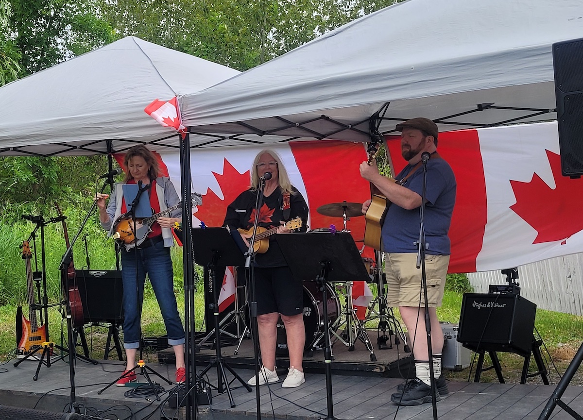 Music in the Streets: From Local Jam to Beloved Tradition » Georgina Post